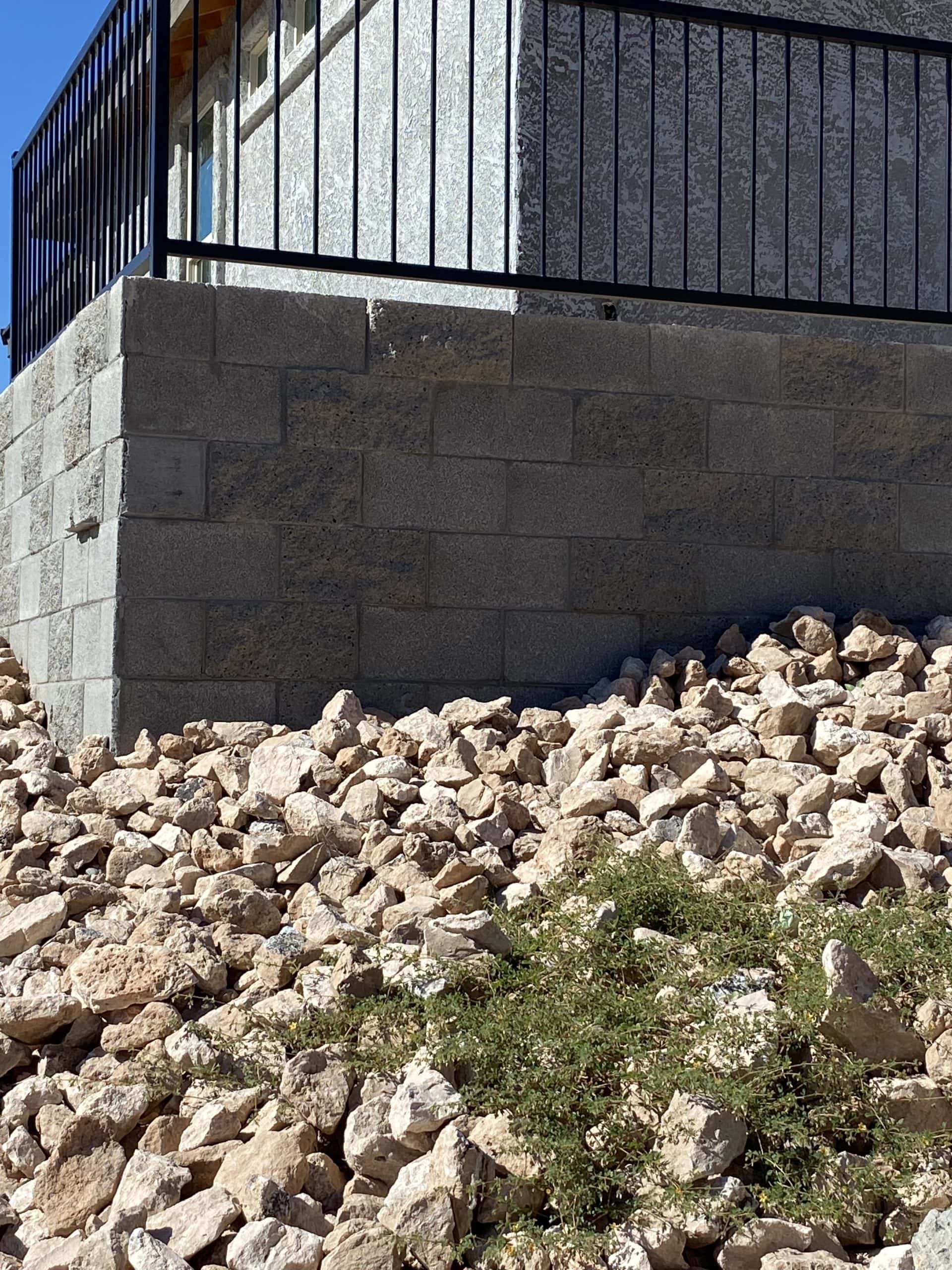 Mesa Residential & Commercial Walls | CAD Block & Stone